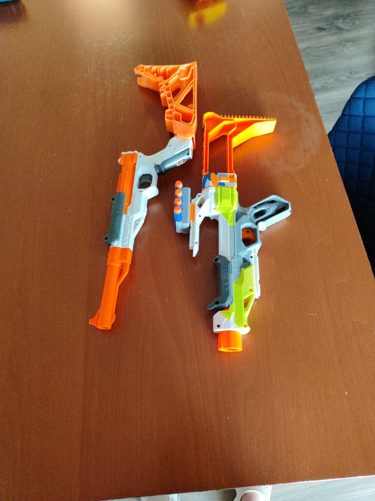 NERF set dva komada set dva pištolja,NERF sharpfire i na strike