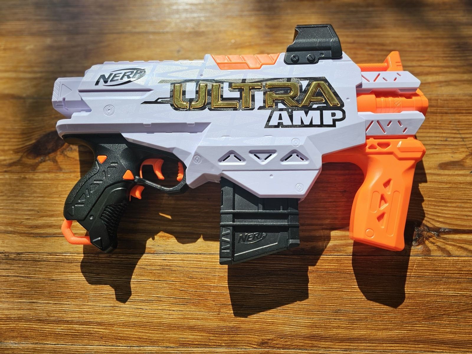 Prodajem NERF Ultra AMP