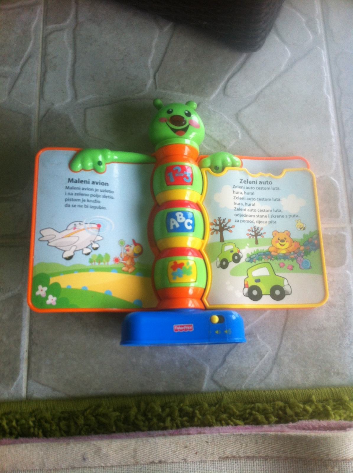 Fisher price KNJIGA ZA SVEZNALICE