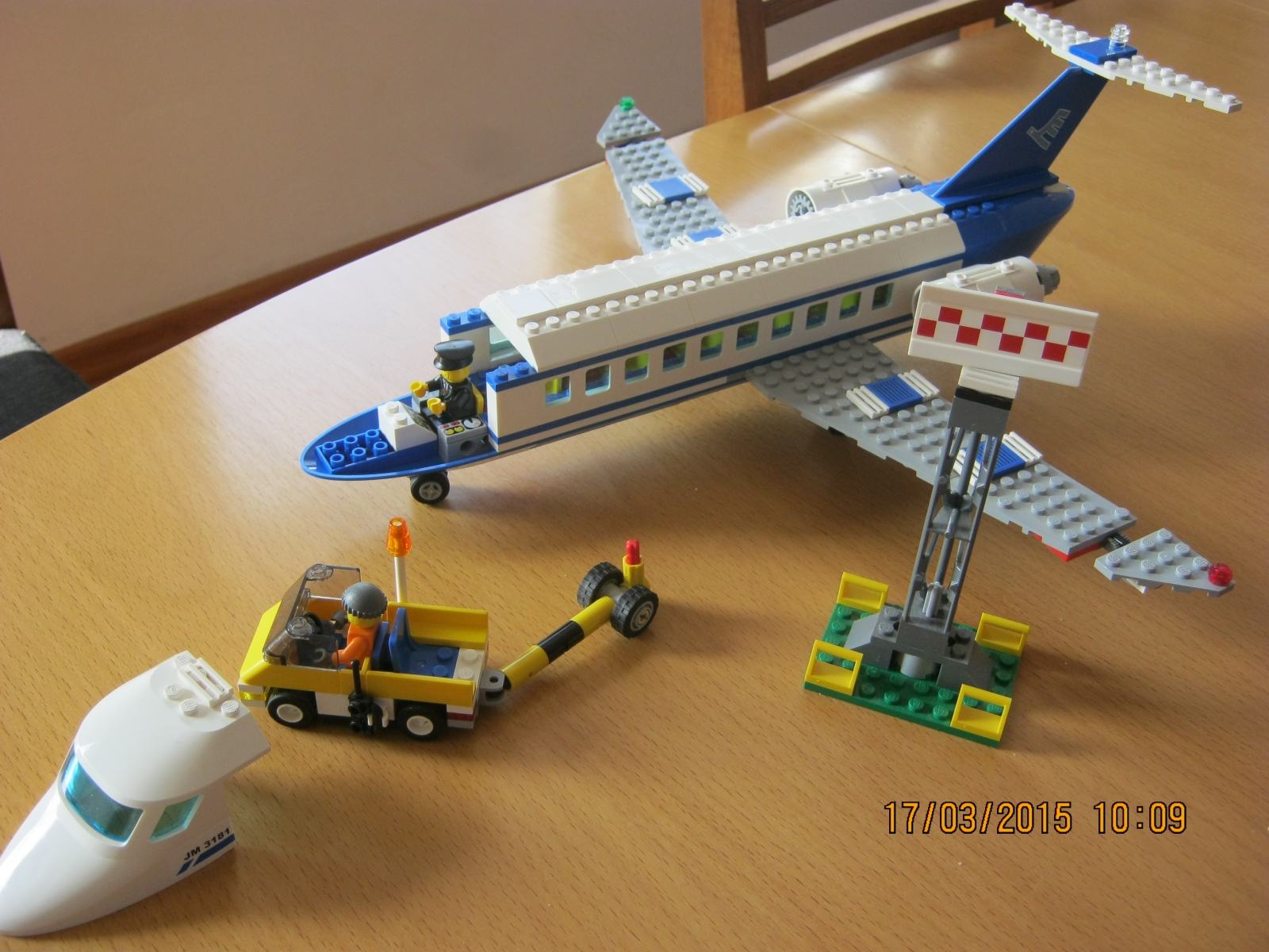 LEGO 3181-1: Passenger Plane