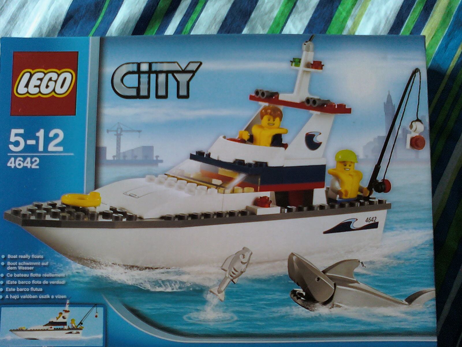 lego ribarski brod sa svim djelovima