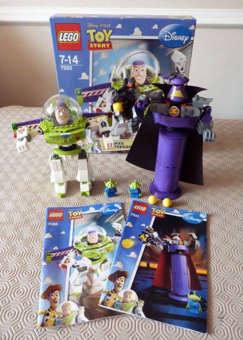 LEGO Toy Story Buzz Lightyear 7592 & Construct a Zurg 7591