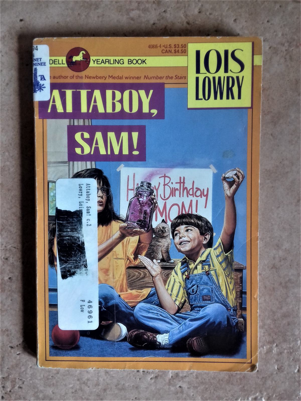 ATTABOY SAM! LOIS LOWRY
