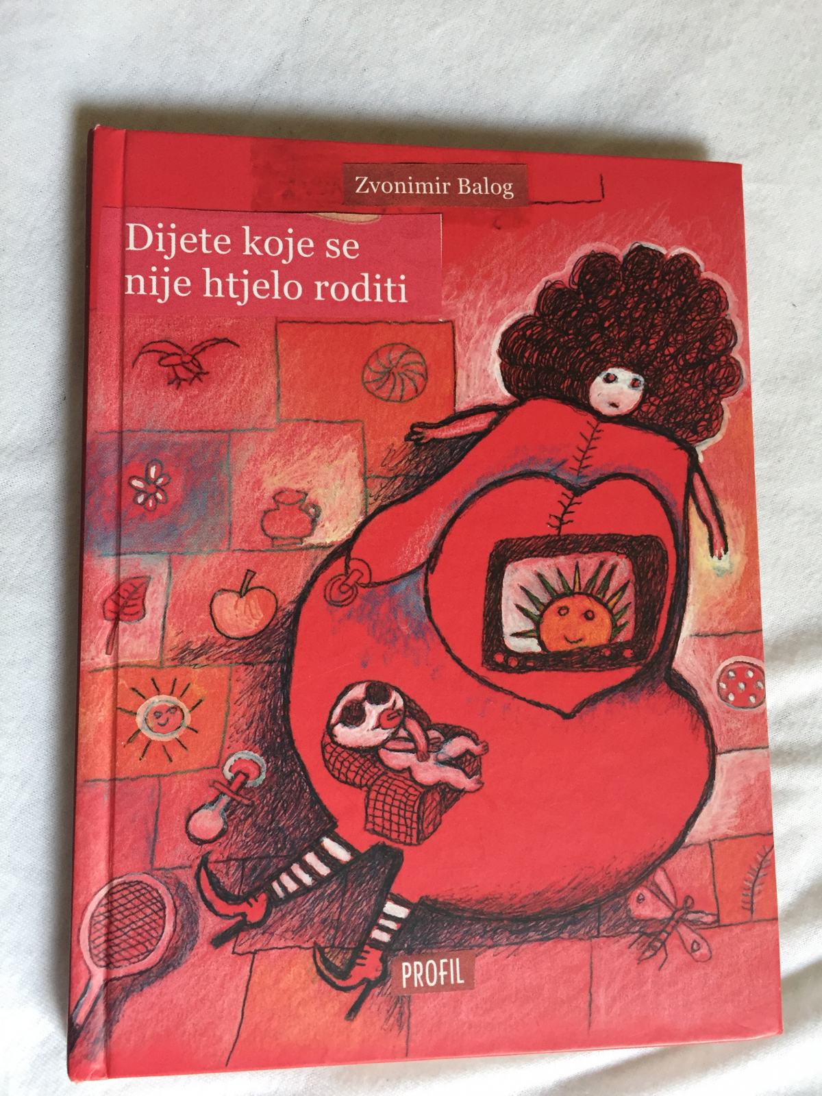 Dječji roman, knjiga za djecu, dolazi beba