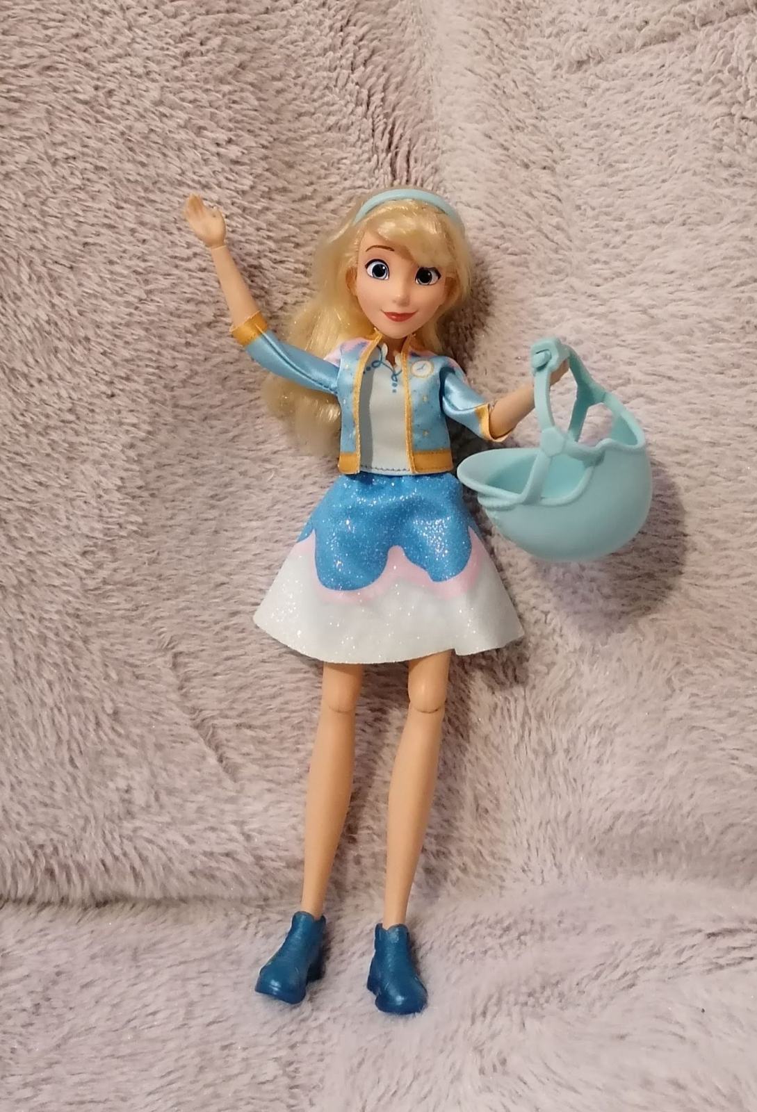 Disney Princess Comfy Squad Cinderella