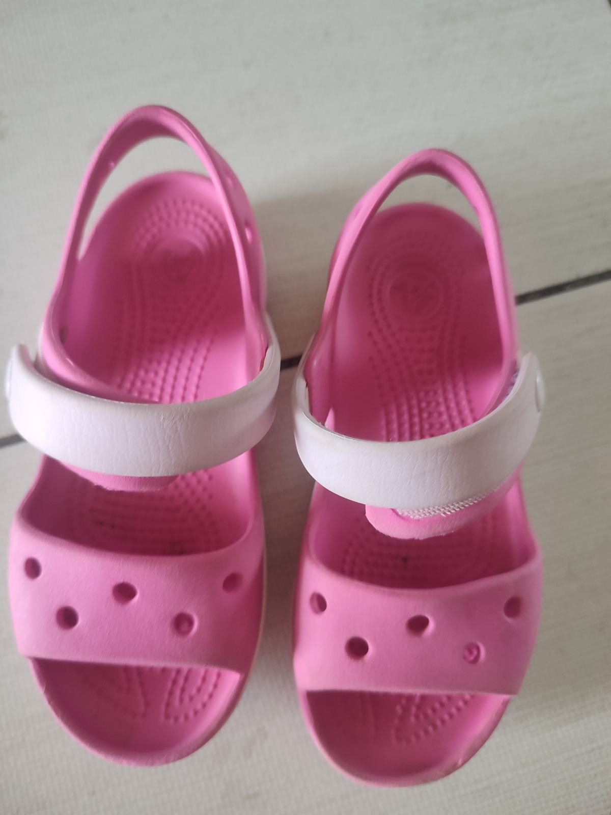 Prodajem Crocs sandale br.29