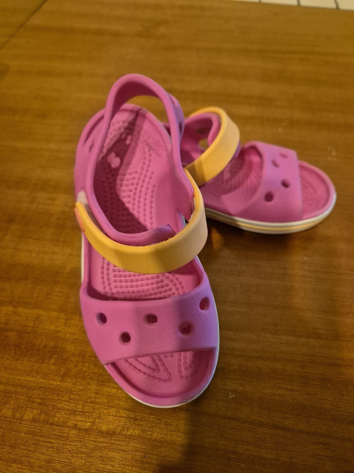 sandale crocs c9 za curicu