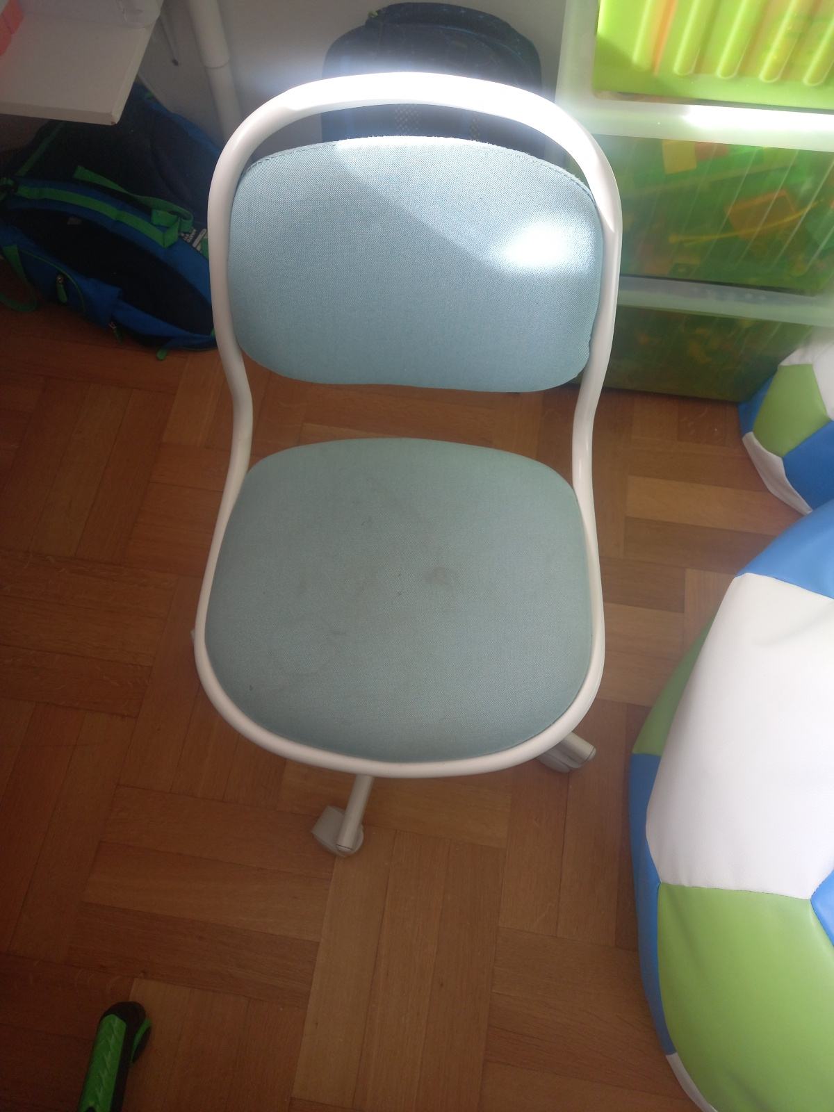 2x dječja stolca