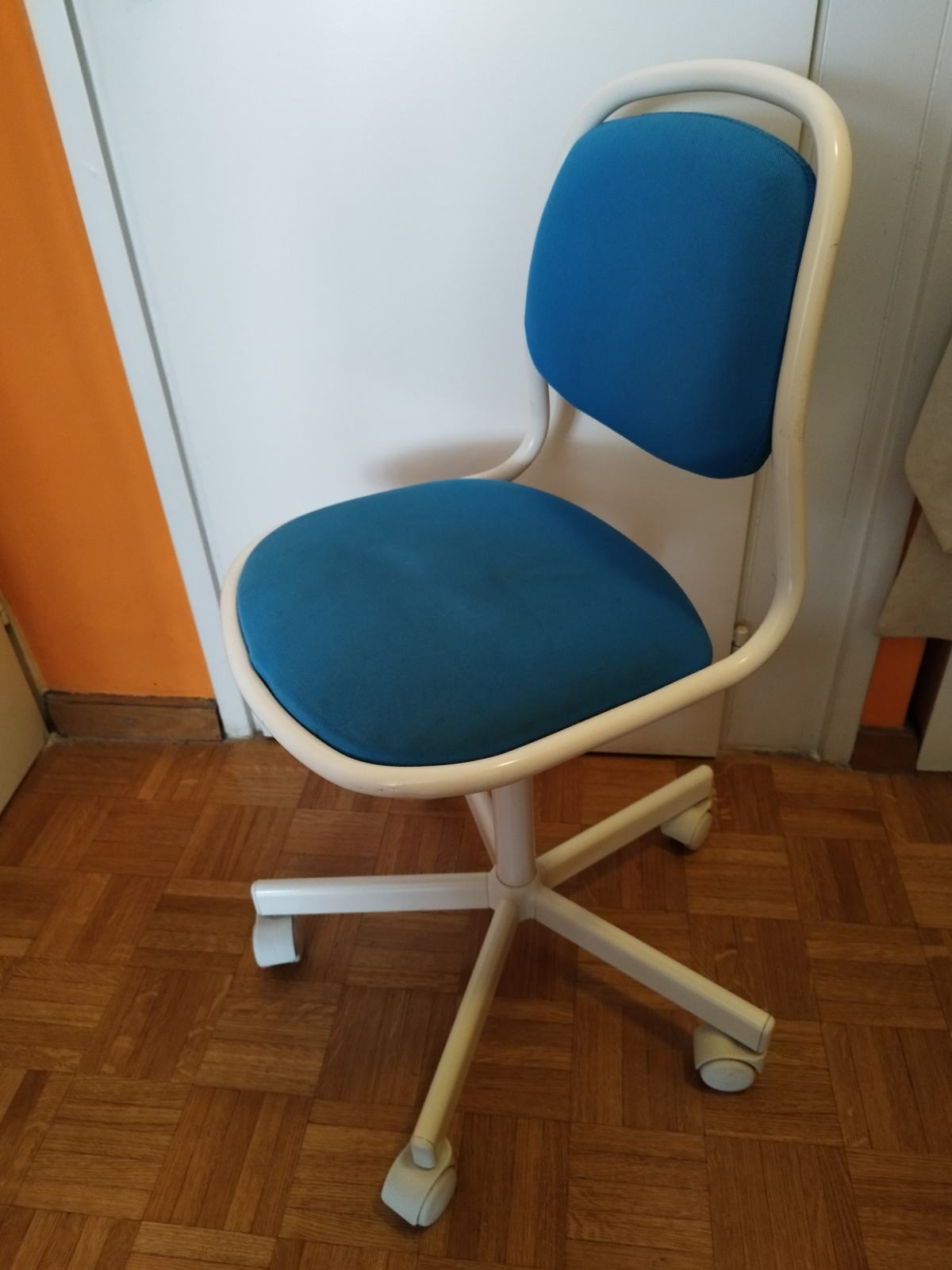 Dječja radna stolica - IKEA