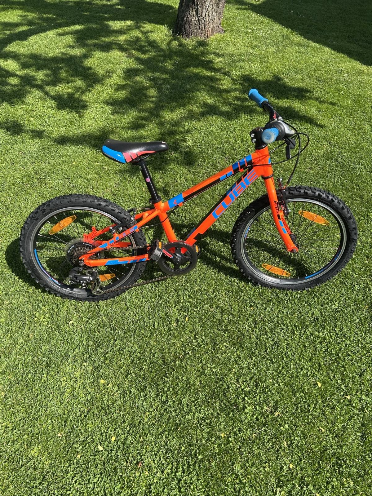 CUBE race 200 dječji bicikl