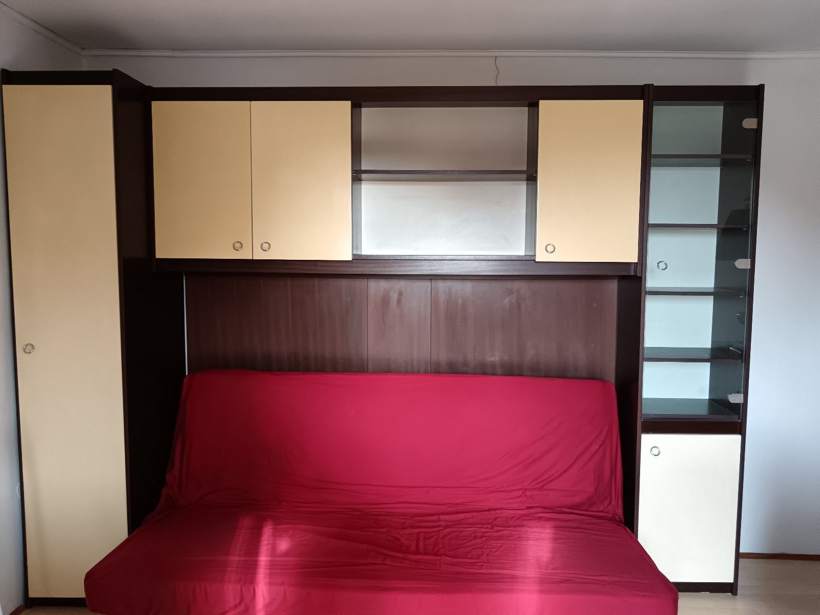 Poklanjam Ormar - most