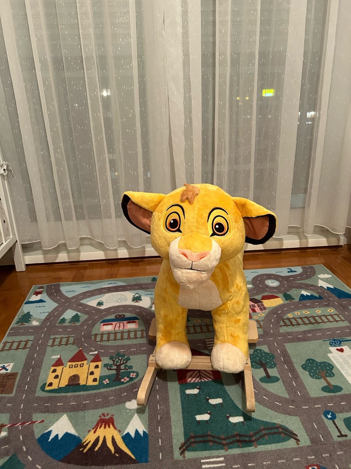 Igracka za njihanje Simba