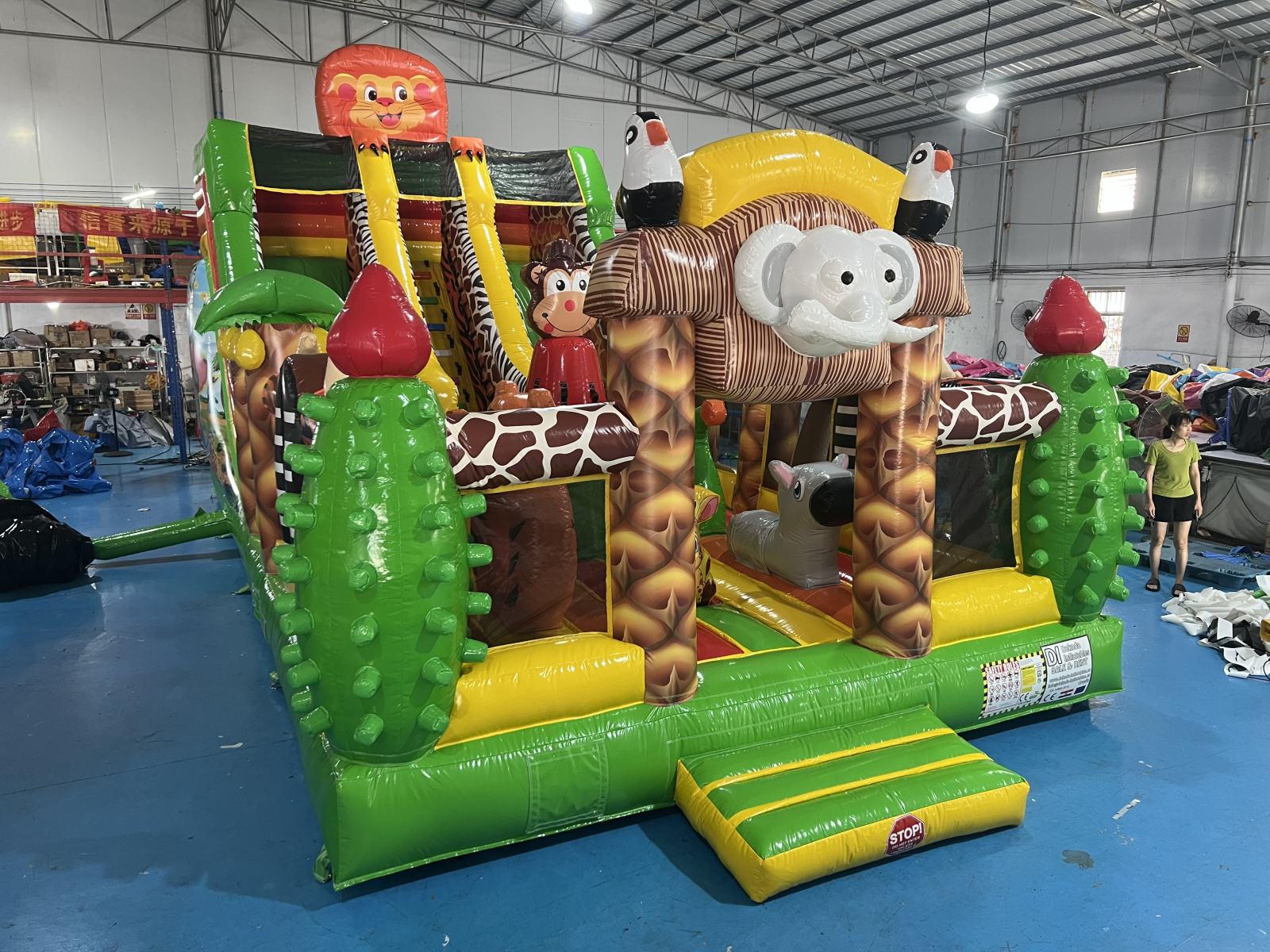 Igraonica na napuhavanje - Bijeli slon - 10m x 5m x 6m - NOVO