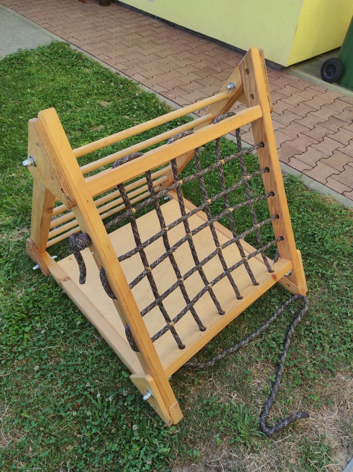 Pikler trokut (trostrana penjalica)