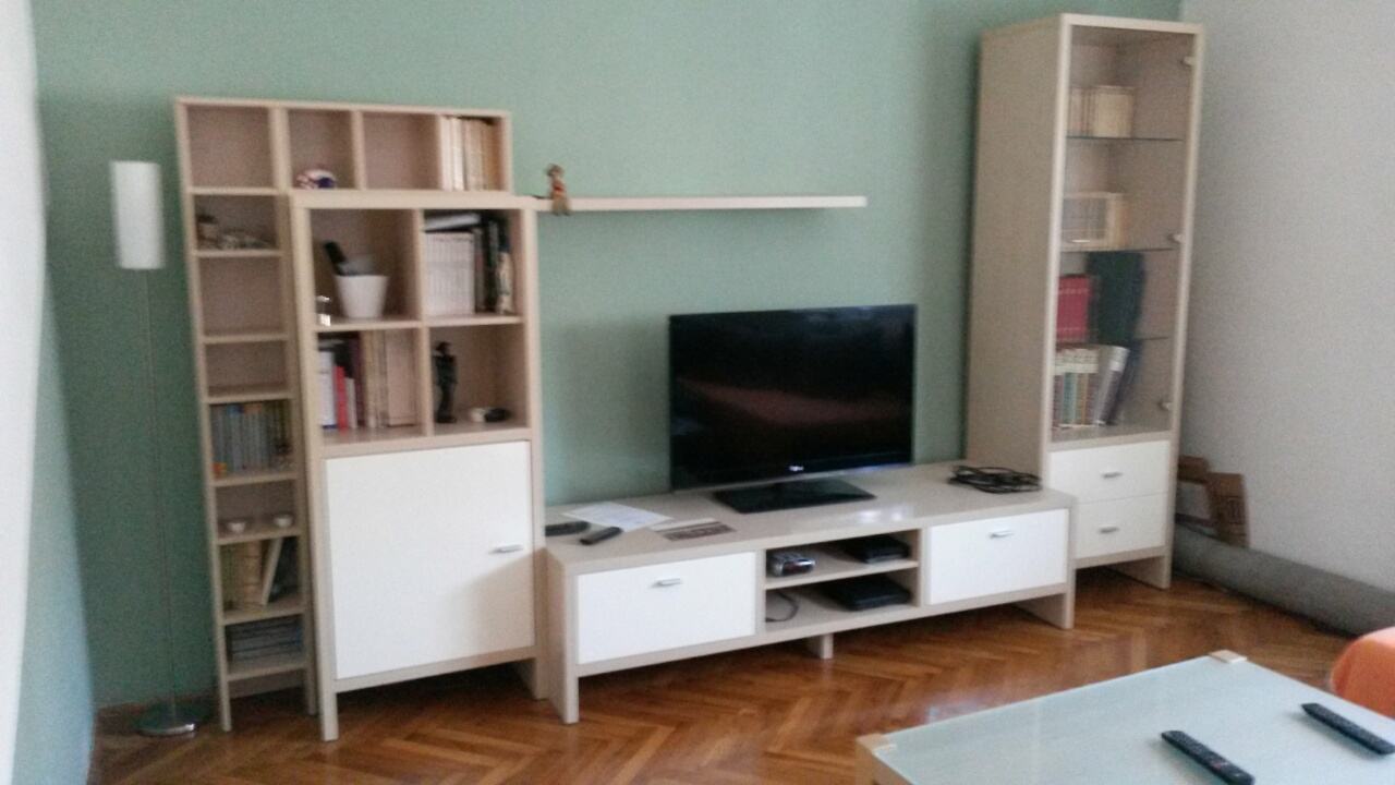 Modularni regal za dnevni boravak