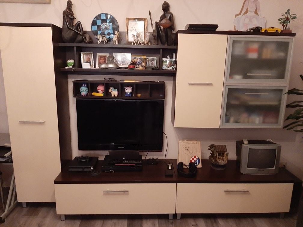 Set za dnevni boravak - Regal