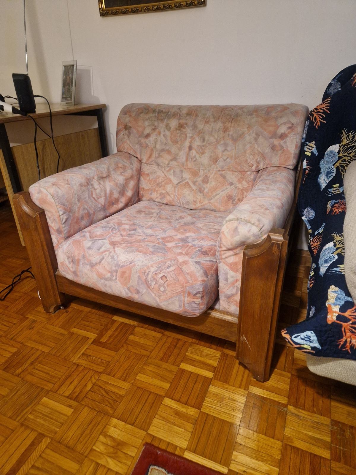 Fotelje i tabure, hrastovina, ručni rad iz 60-ih godina