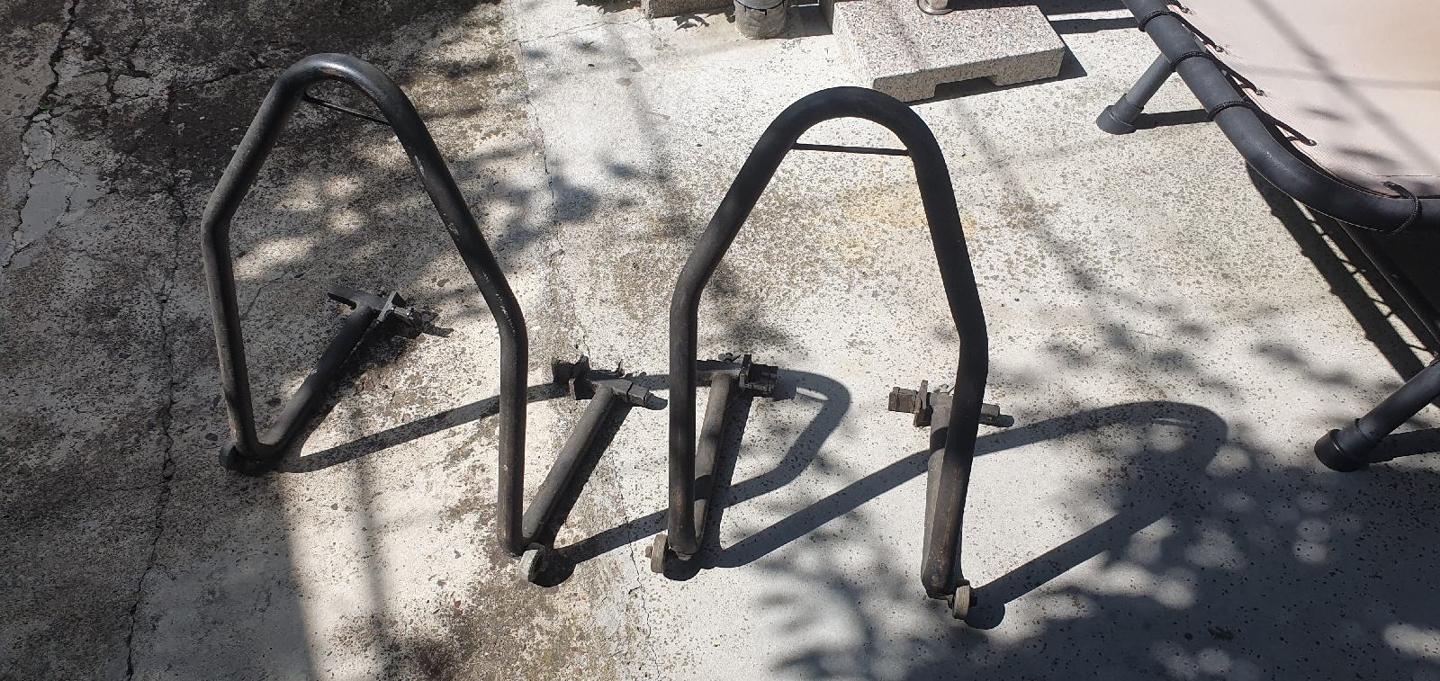 štender,stalak za motor