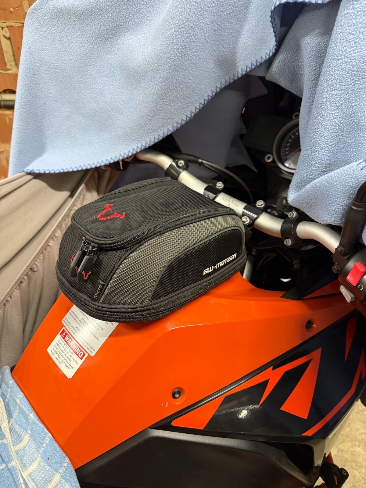 Sw motech evo tank torba sa tank prstenom