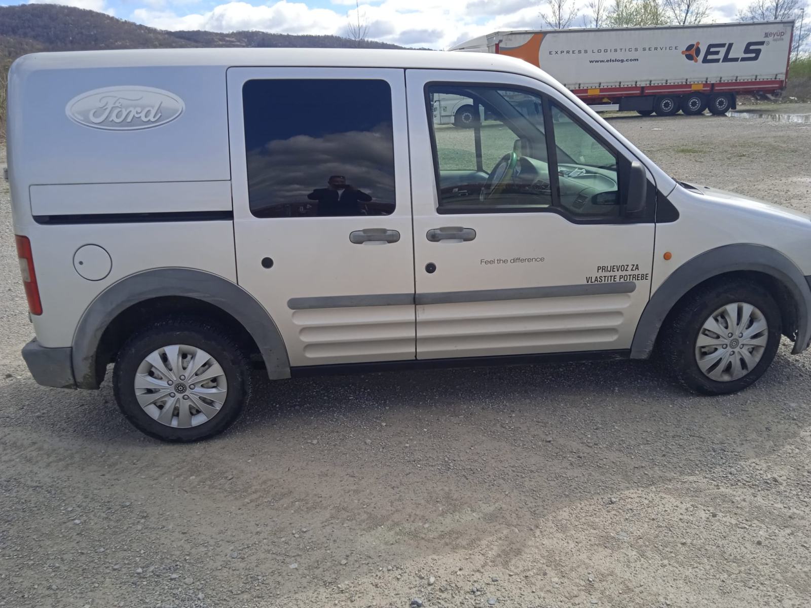 Ford Transit Connect, 2005 god.