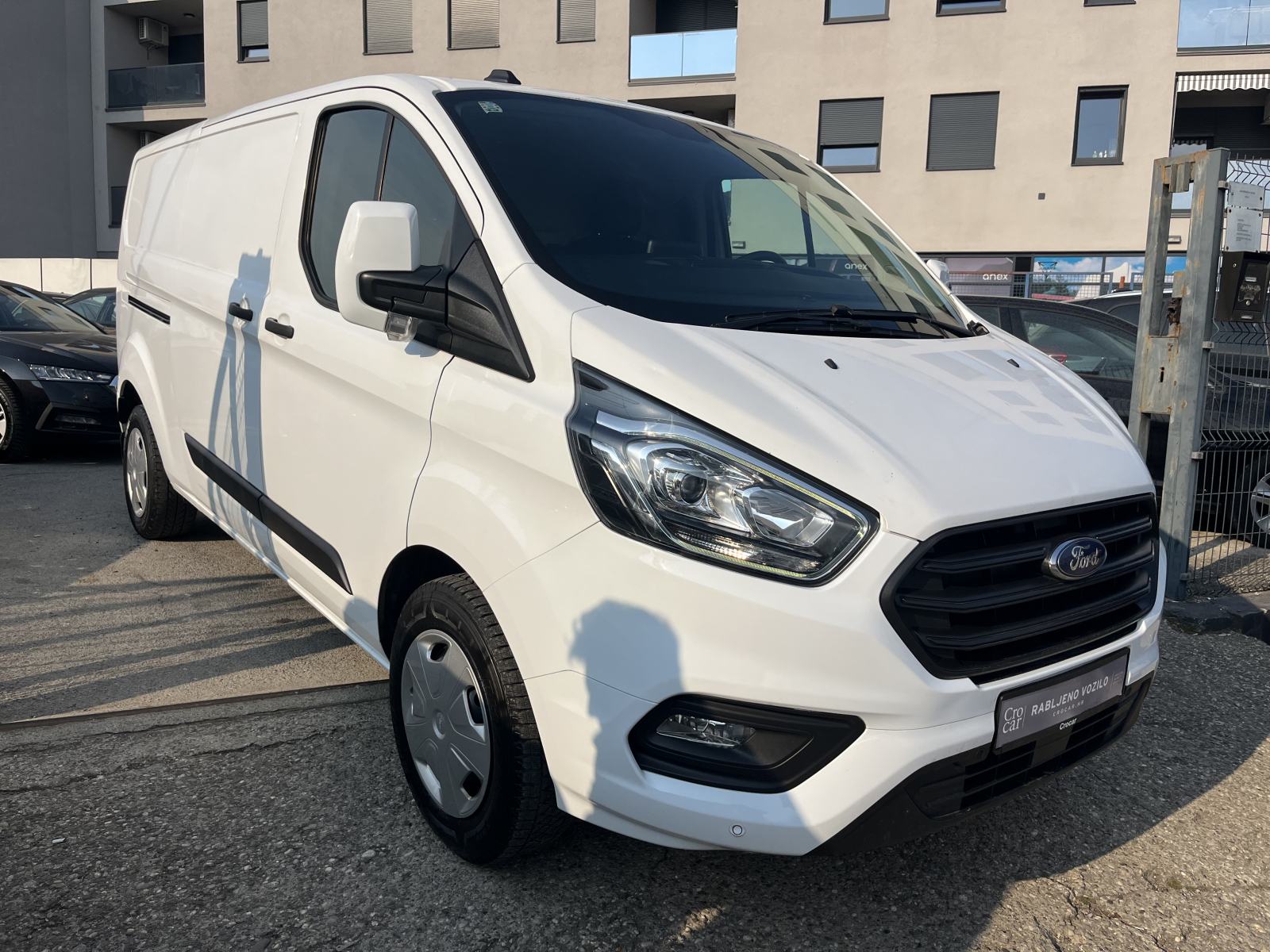 Ford Transit Custom 2.0 D 170 KS NAVI 2xbočna 1.VL Nije uvoz, 2021 god.