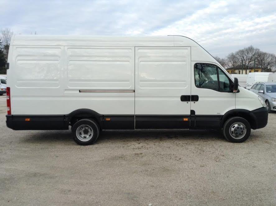 IVECO DAILY 35C 12, 2009 god.