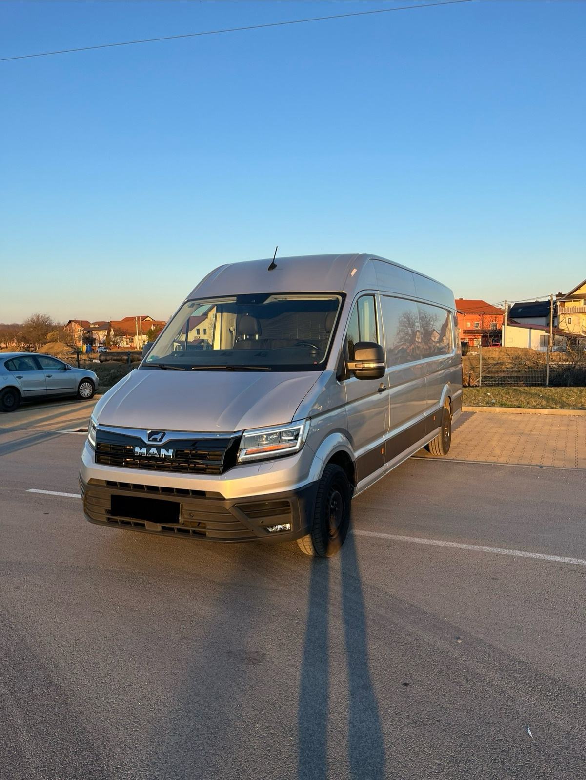 VW CRAFTER/MAN TGE 3.180 L5H3 DSG AUTOMATIK TEMPOMAT KAMERA LED, 2021 god.