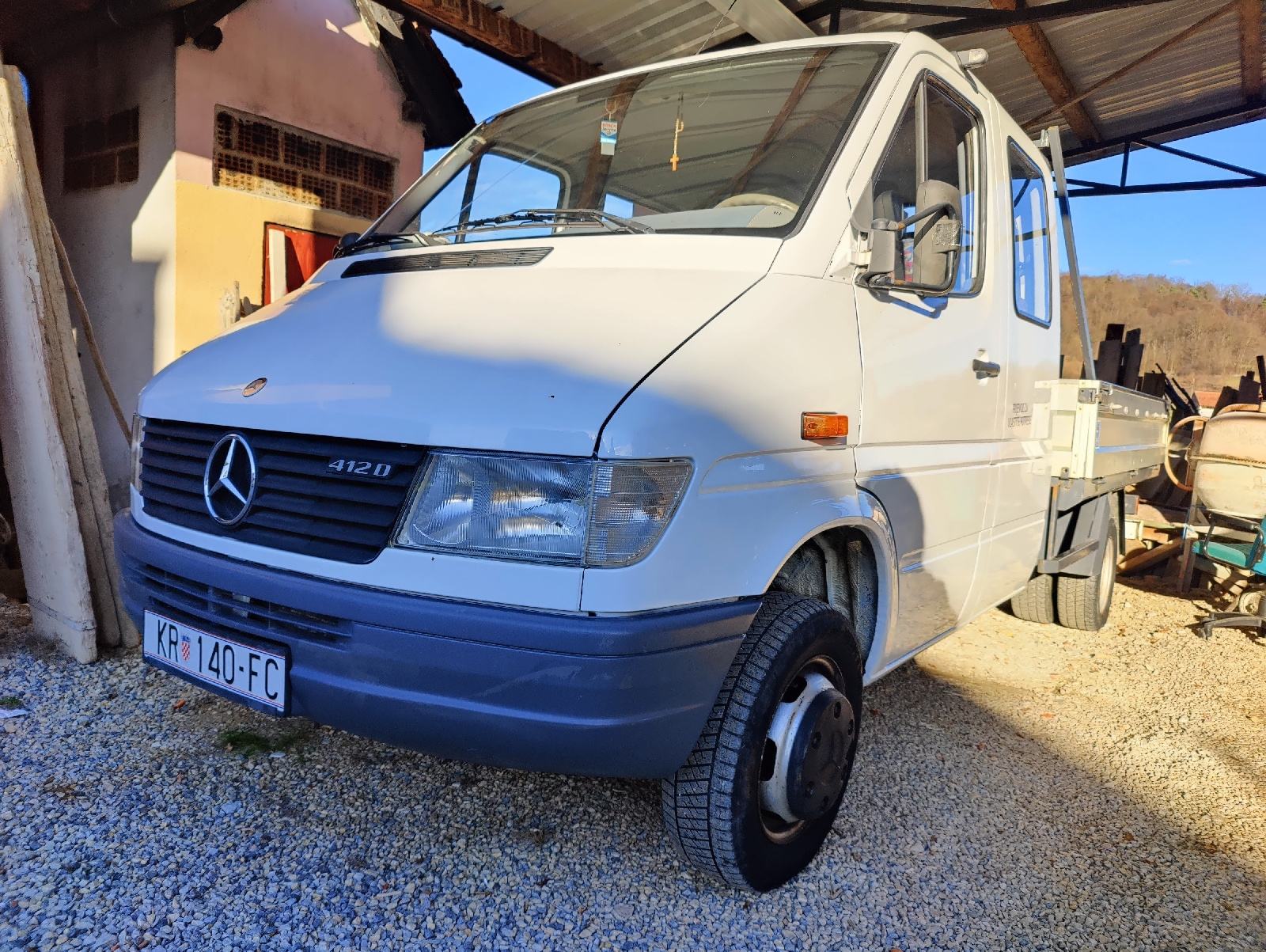 Mercedes benz 412D, 1997 god.