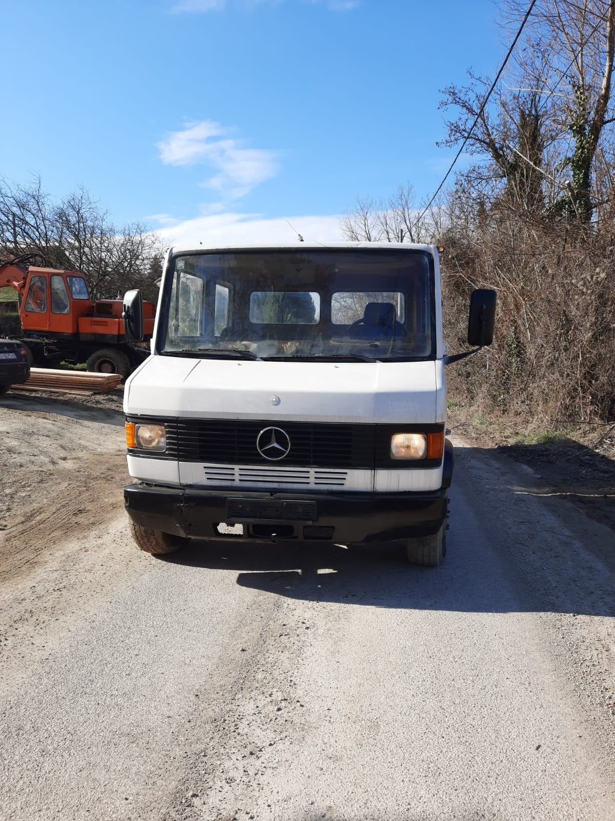 Mercedes Benz 709, 1988 god.