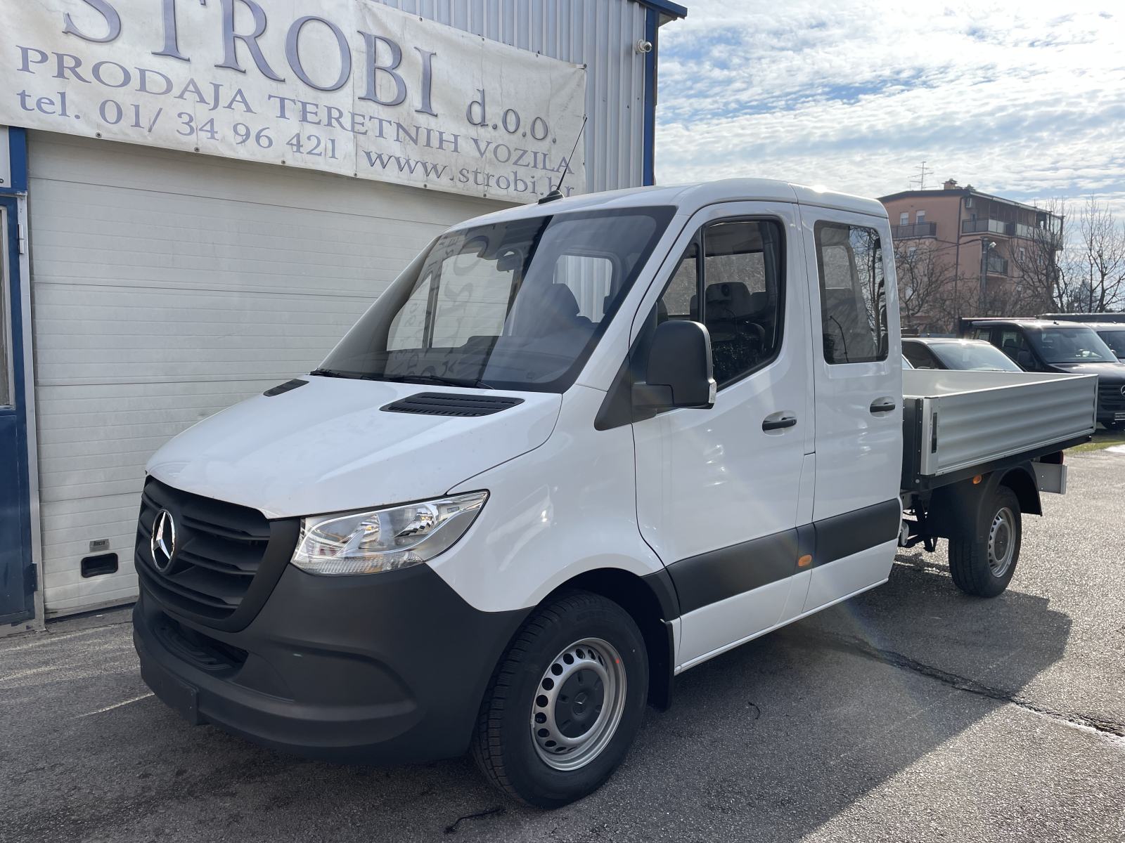 MERCEDES NOVI SPRINTER 215 CDI KAMION SA DUPLOM KABINOM, 2022 god.