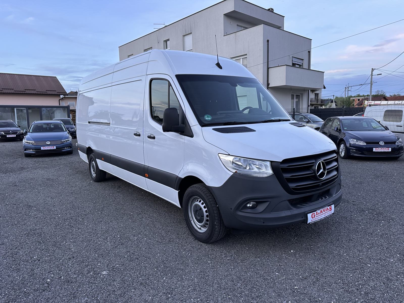 Mercedes Sprinter 317 CDI NAVI,KAMERA 360,PDC,MFV,NOVE GUME!!!, 2021 ...