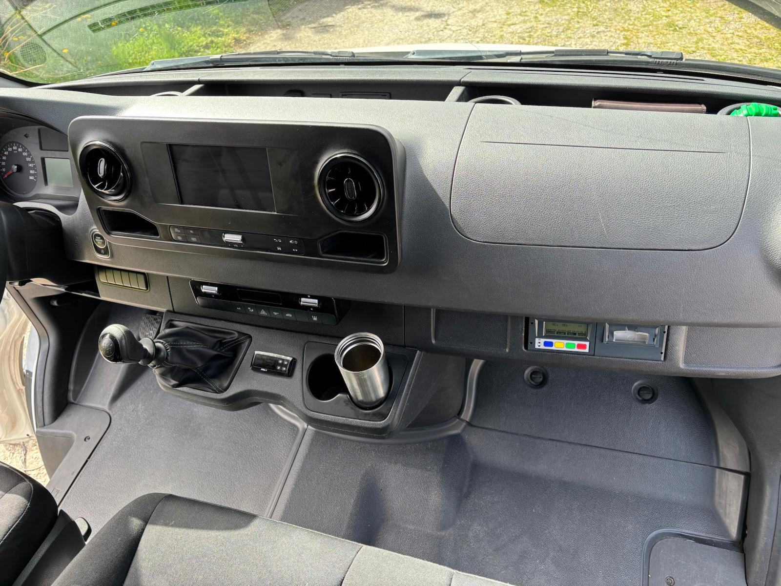 Mercedes Sprinter 317 cdi, 2021 god.