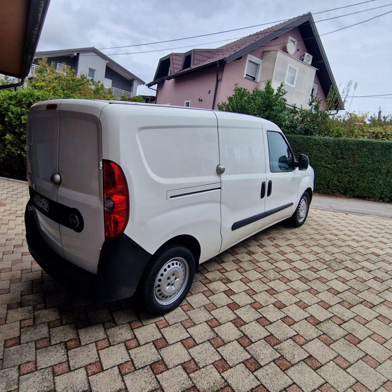 Opel combo-fiat doblo 1.6**77kw 6 brzina*MAXI*L2dugi*ladice-police, 2018 god.