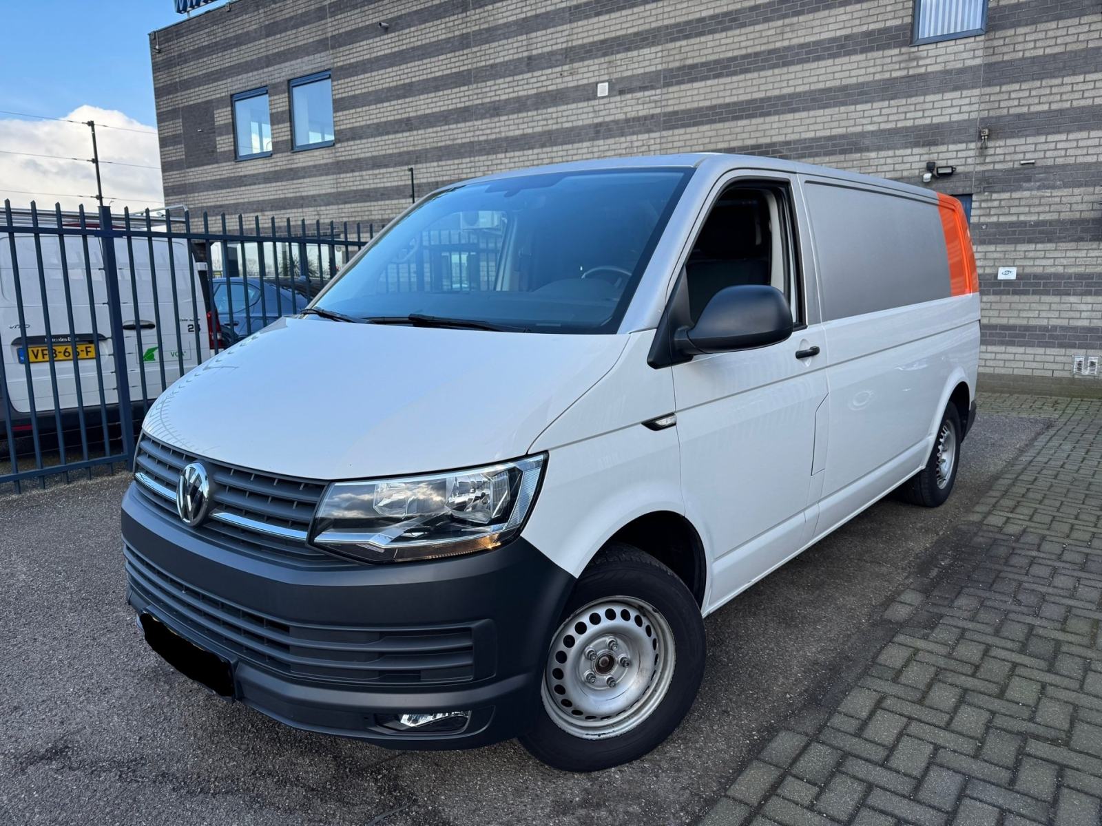 Volkswagen Transporter T6 L2 **AUTOMATIK**PRODUŽEN**LEASING**KARTICE ...