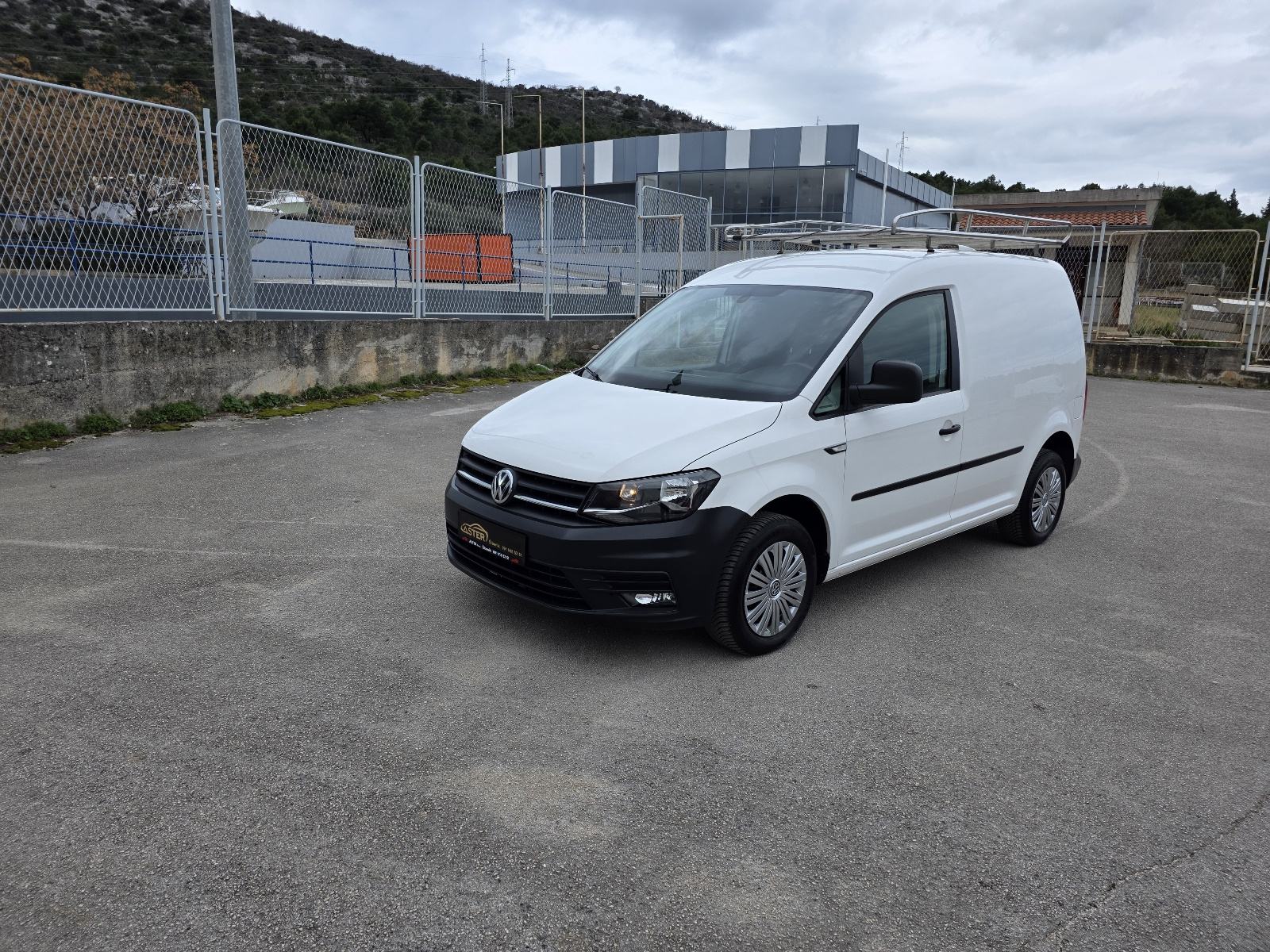 VW Caddy TDI TOP STANJE, 2017 god.