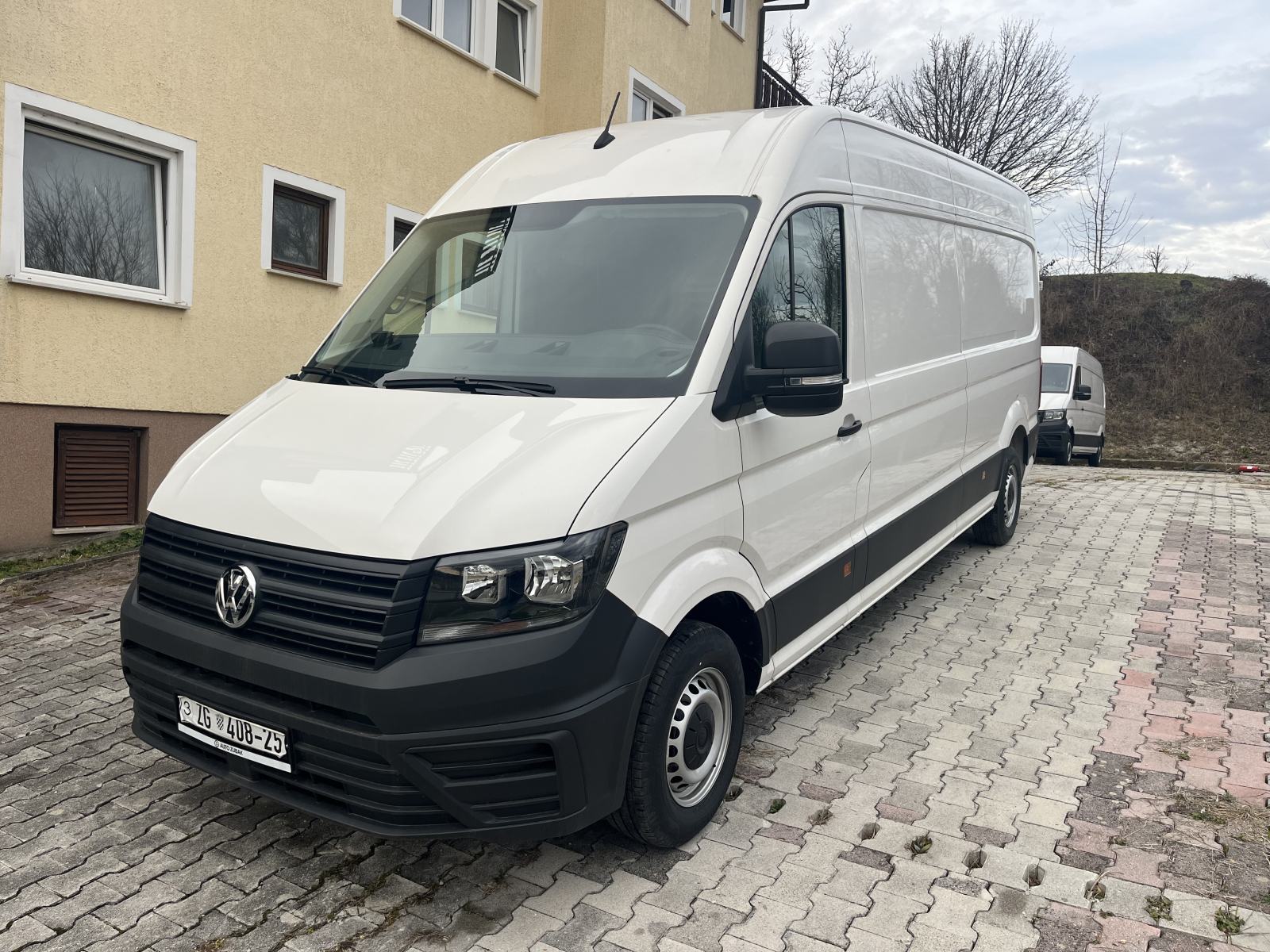 VW CRAFTER MAXI NOVO, 2024 god.