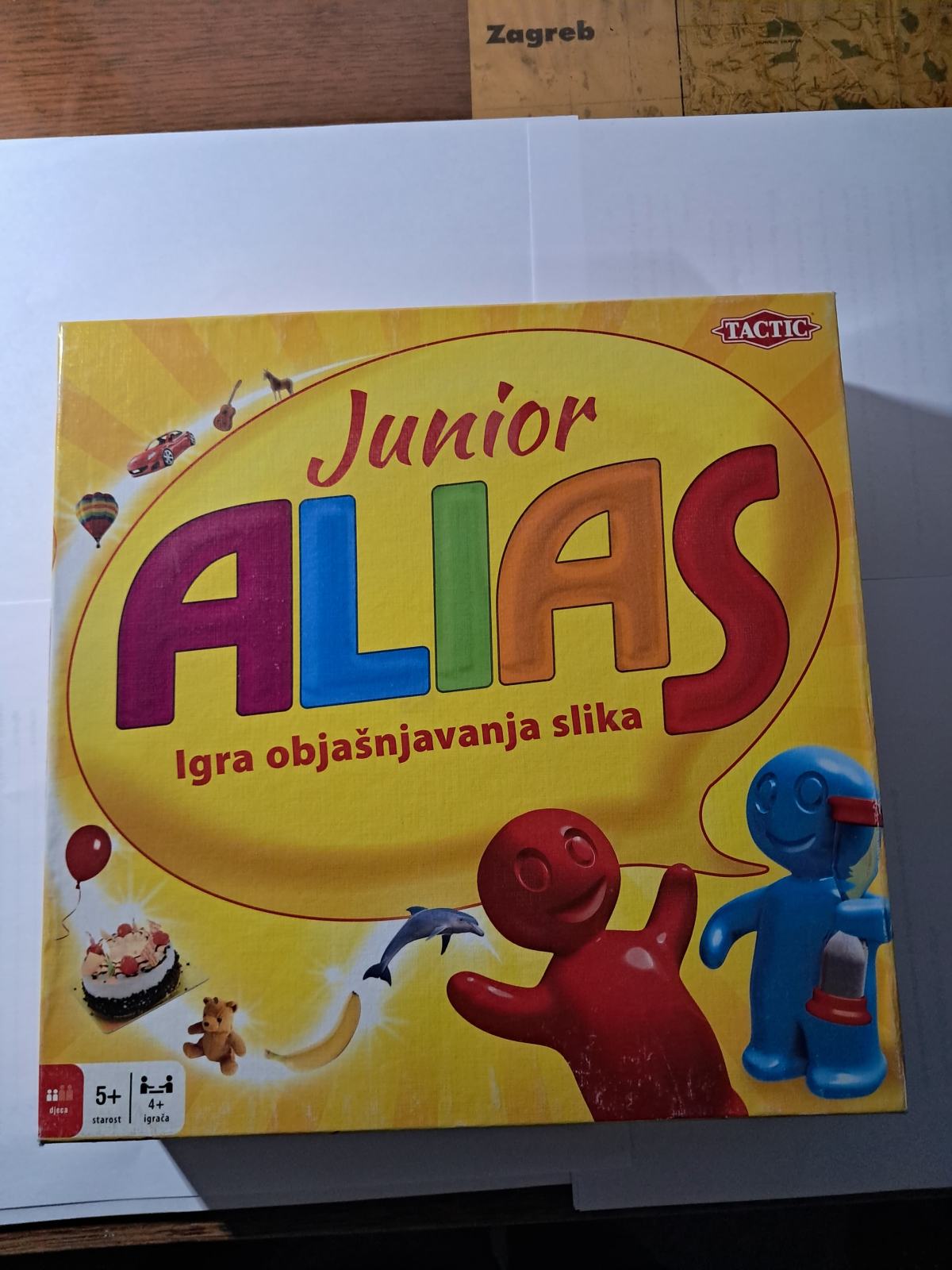 Alias Junior