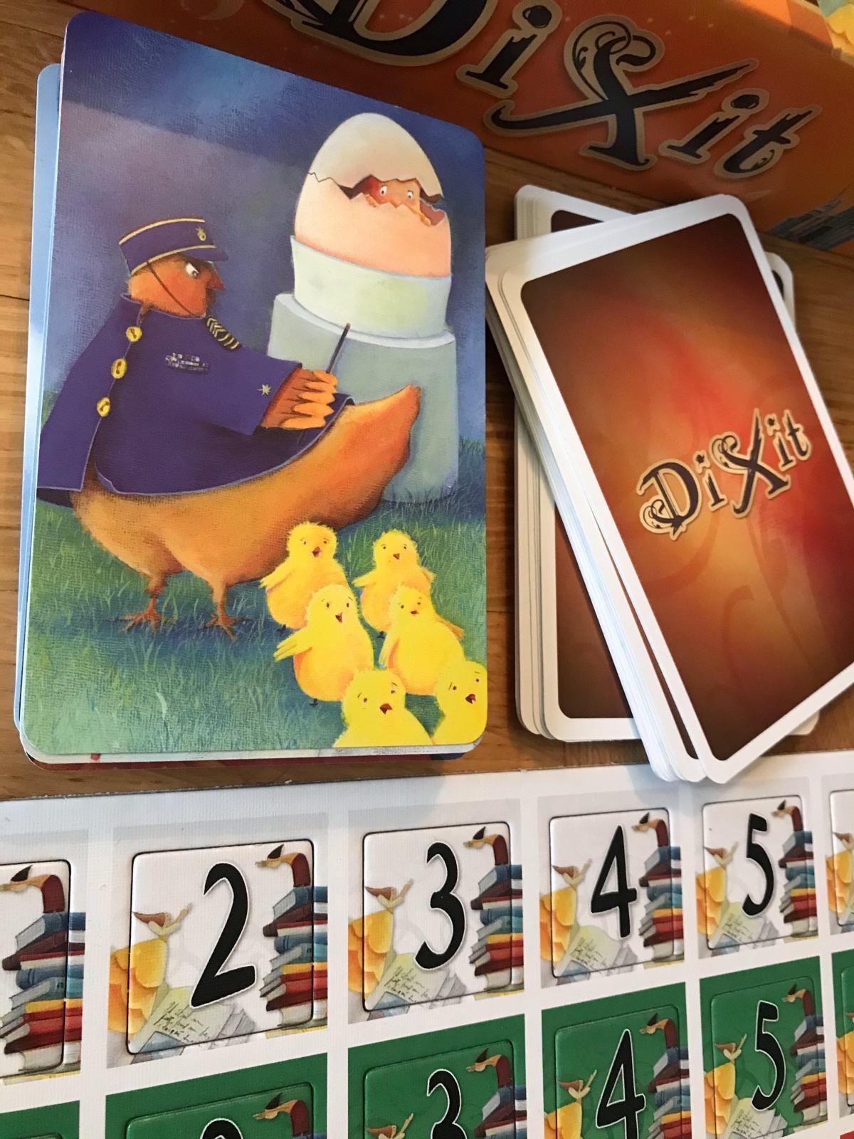 DIXIT društvena igra