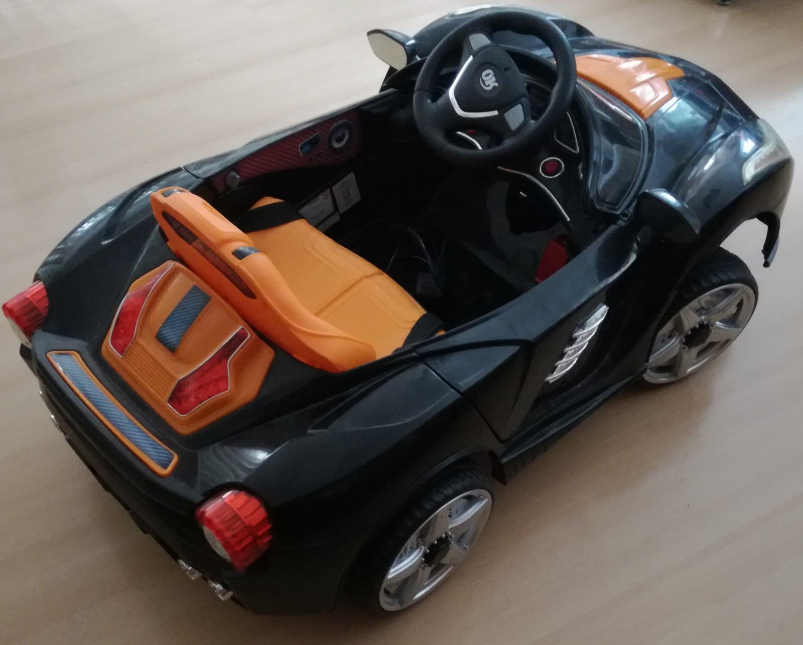 električni automobil