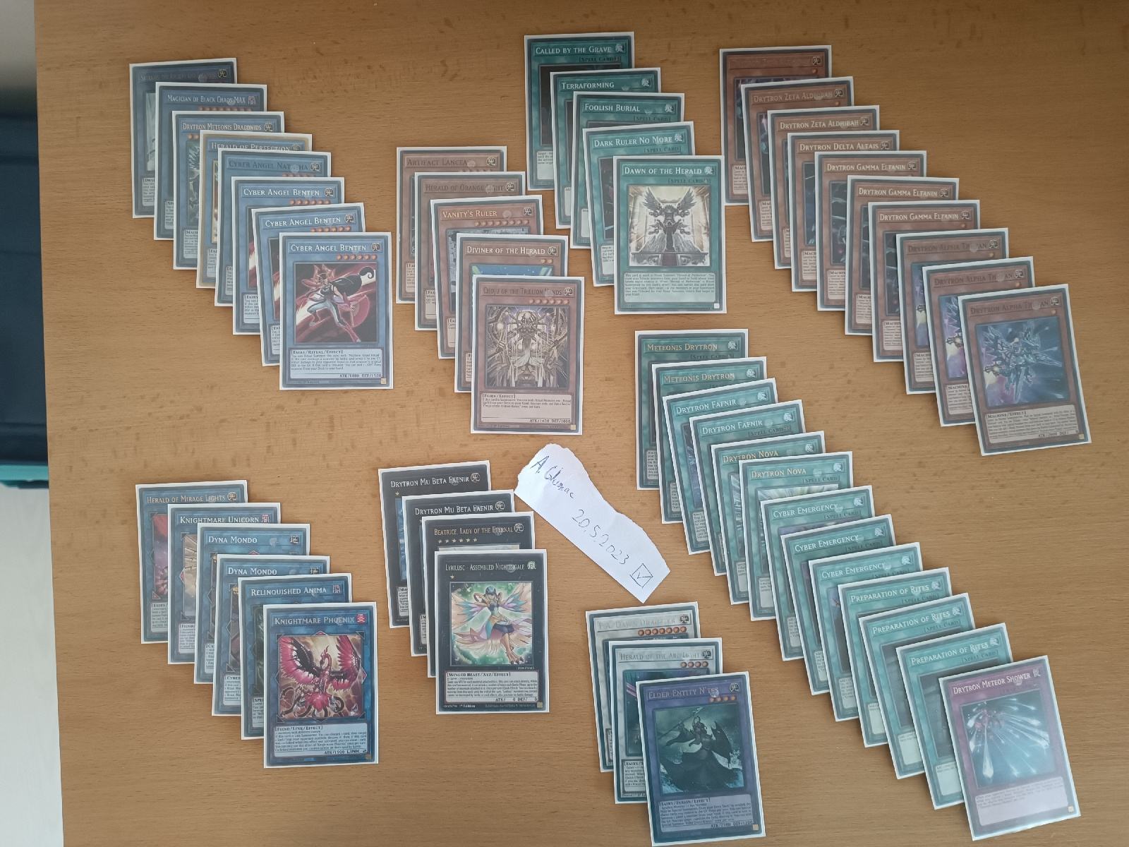 Yu-Gi-Oh! Drytron deck