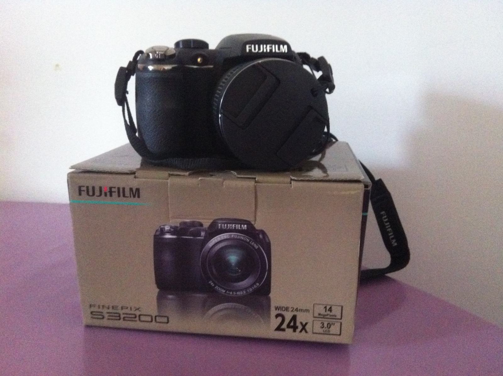 Fuji Finepix s3200