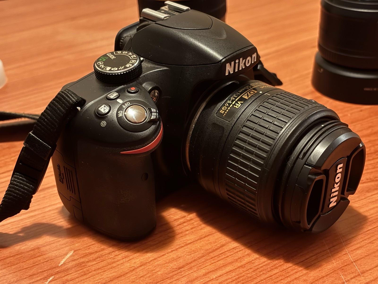 Nikon D3200 + 18-55 1:3.5-5.6 objektiv