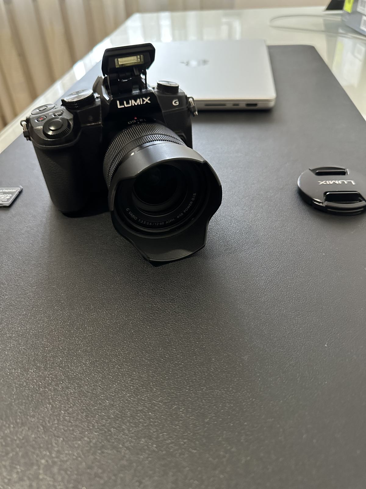 Panasonic Lumix DMC-G85 / G80