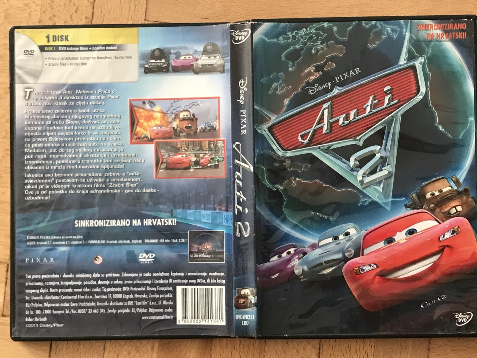 12.Pixar klasik iz2011.na DVDen Auti 2= Cars 2 /nema hrvatskih titlova