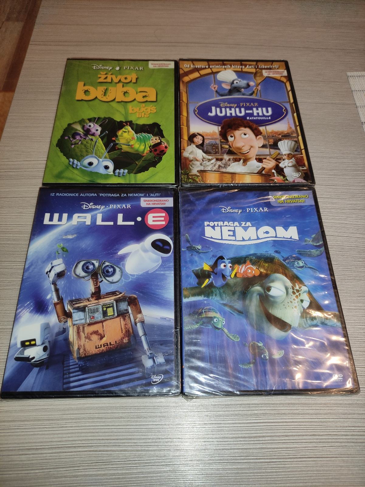 Disney dvd 4 kom hr novo