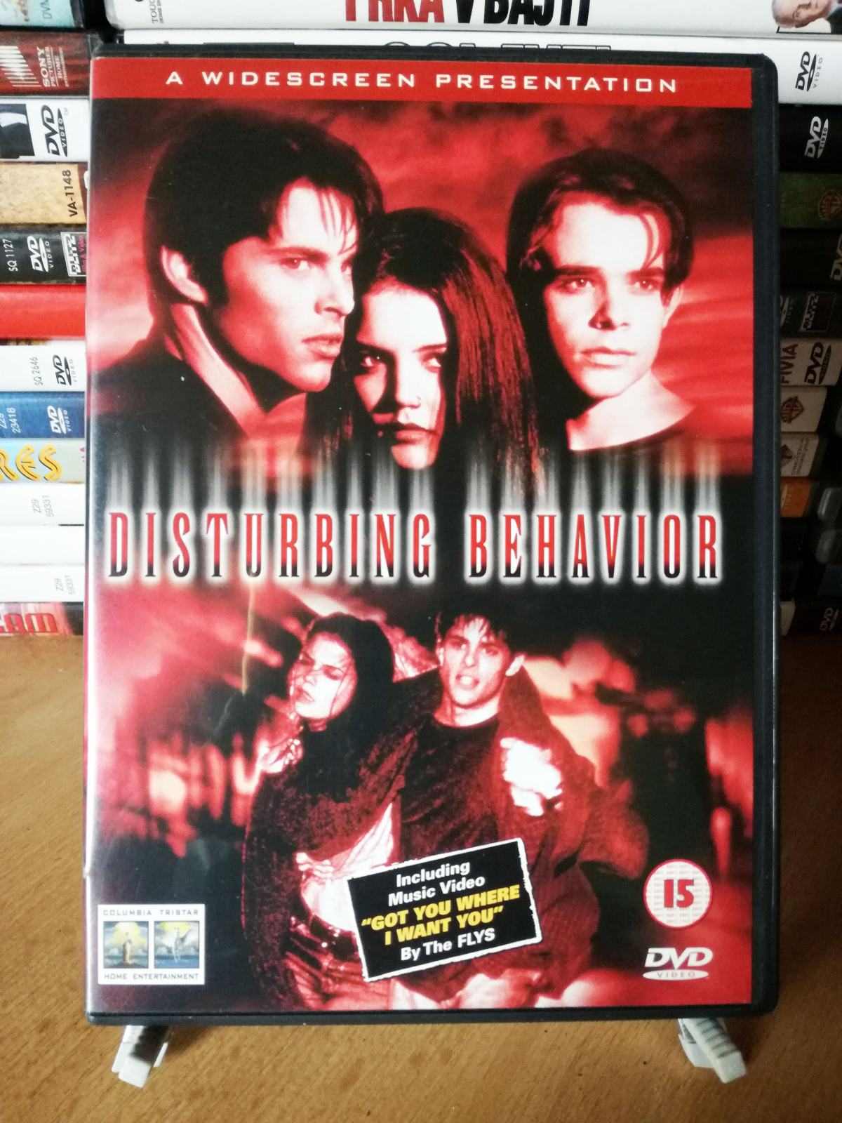 Disturbing Behavior (1998)