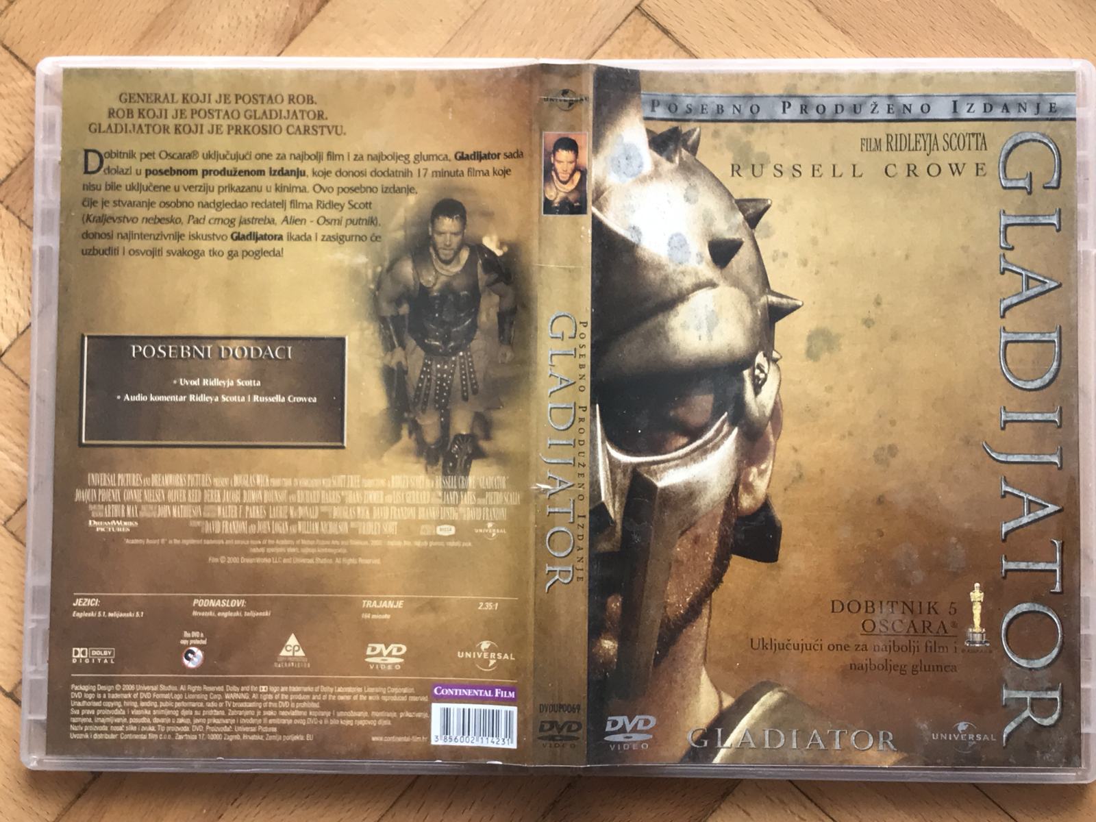 Russell Crowe DVD Gladijator = Gladiator +dodatnih 17 min(2000.)+bonus