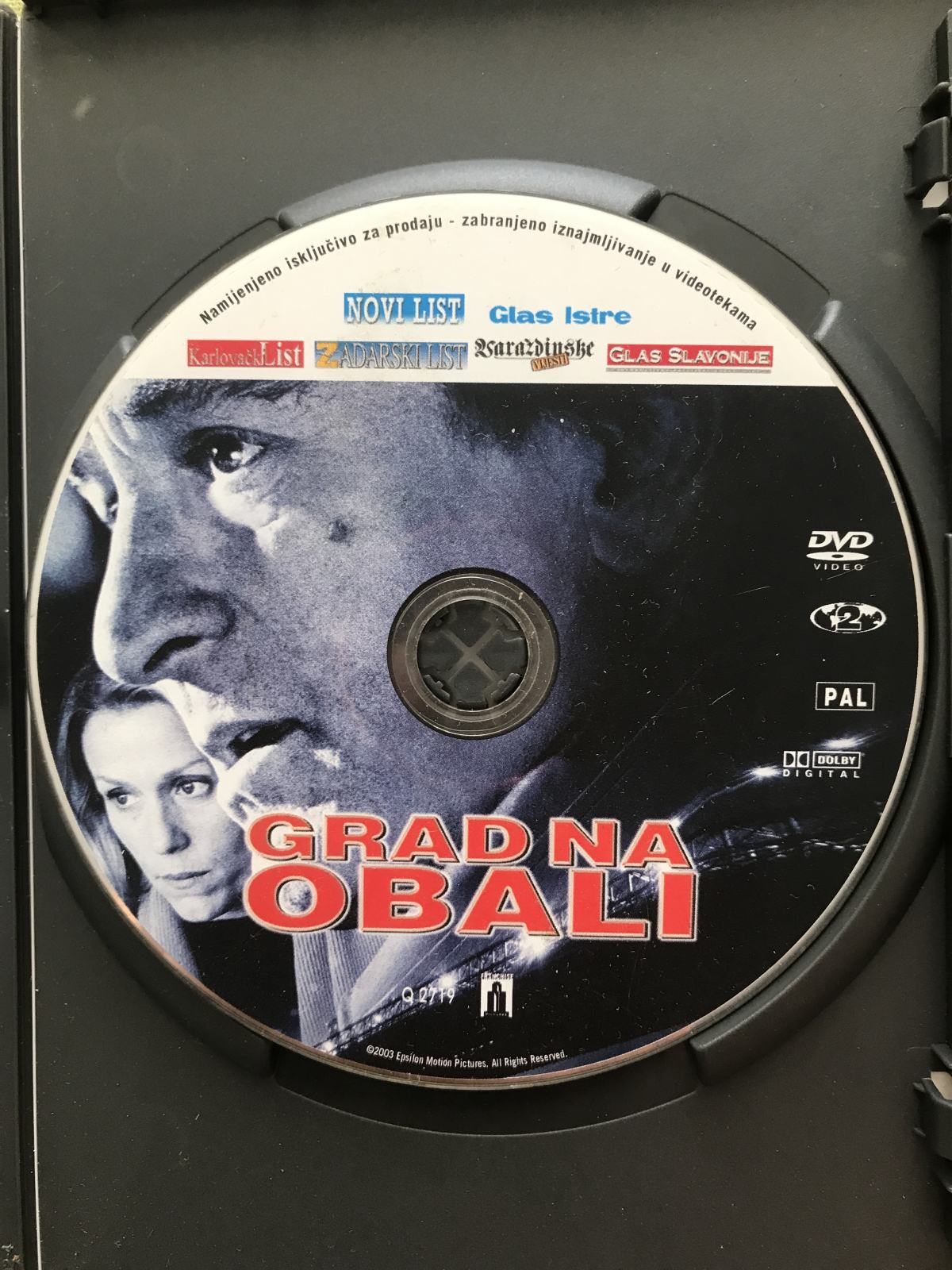 Robert De Niro DVD Grad na obali =City by the Sea +spec.dodaci (2002.)