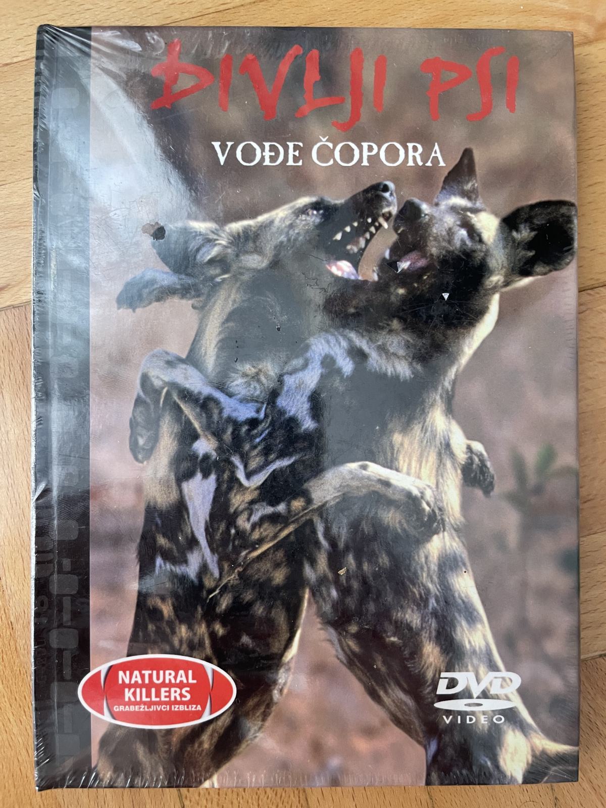 novi DVD + knjižica Hijenski ili afrički divlji psi - Vođe čopora