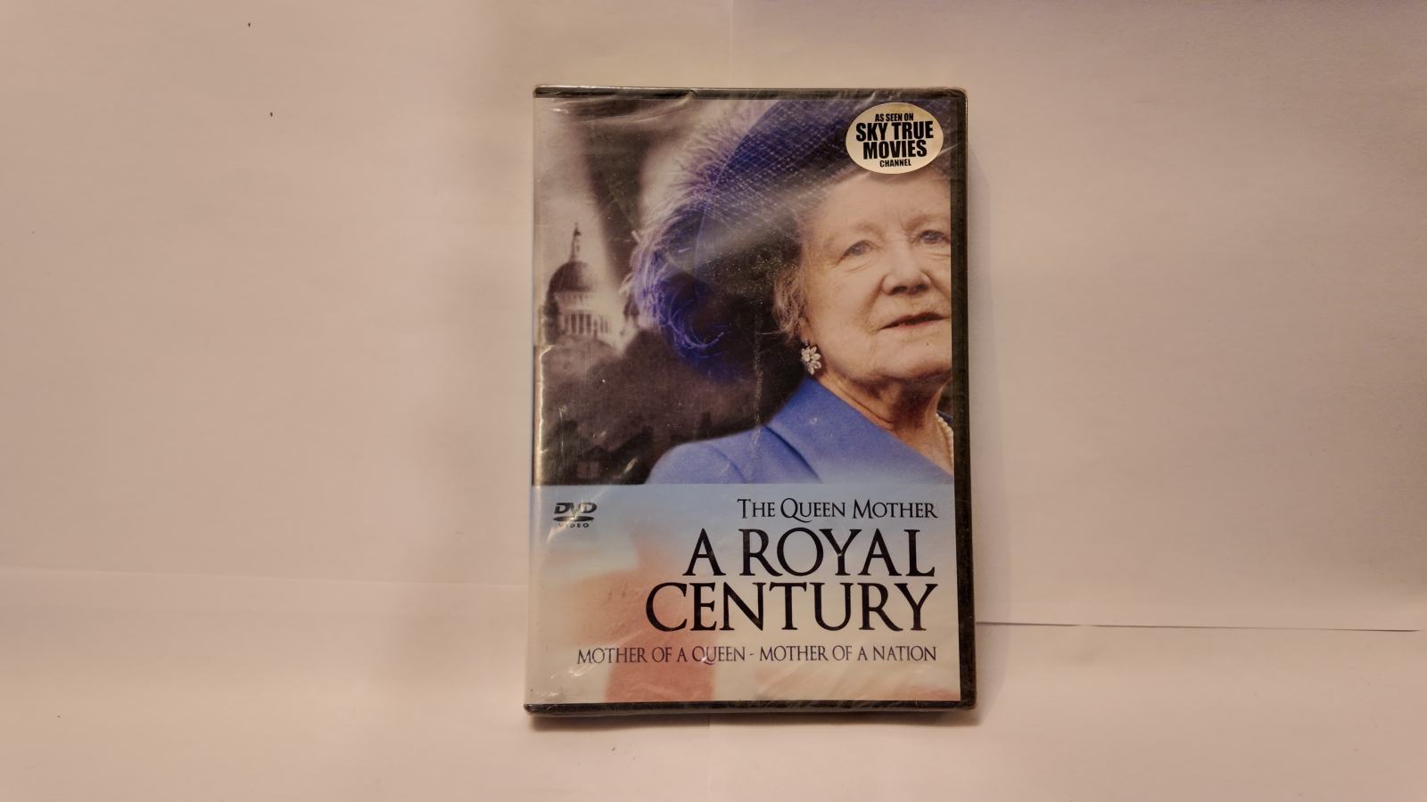 DVD NOVO! - The Queen Mother – A Royal Century
